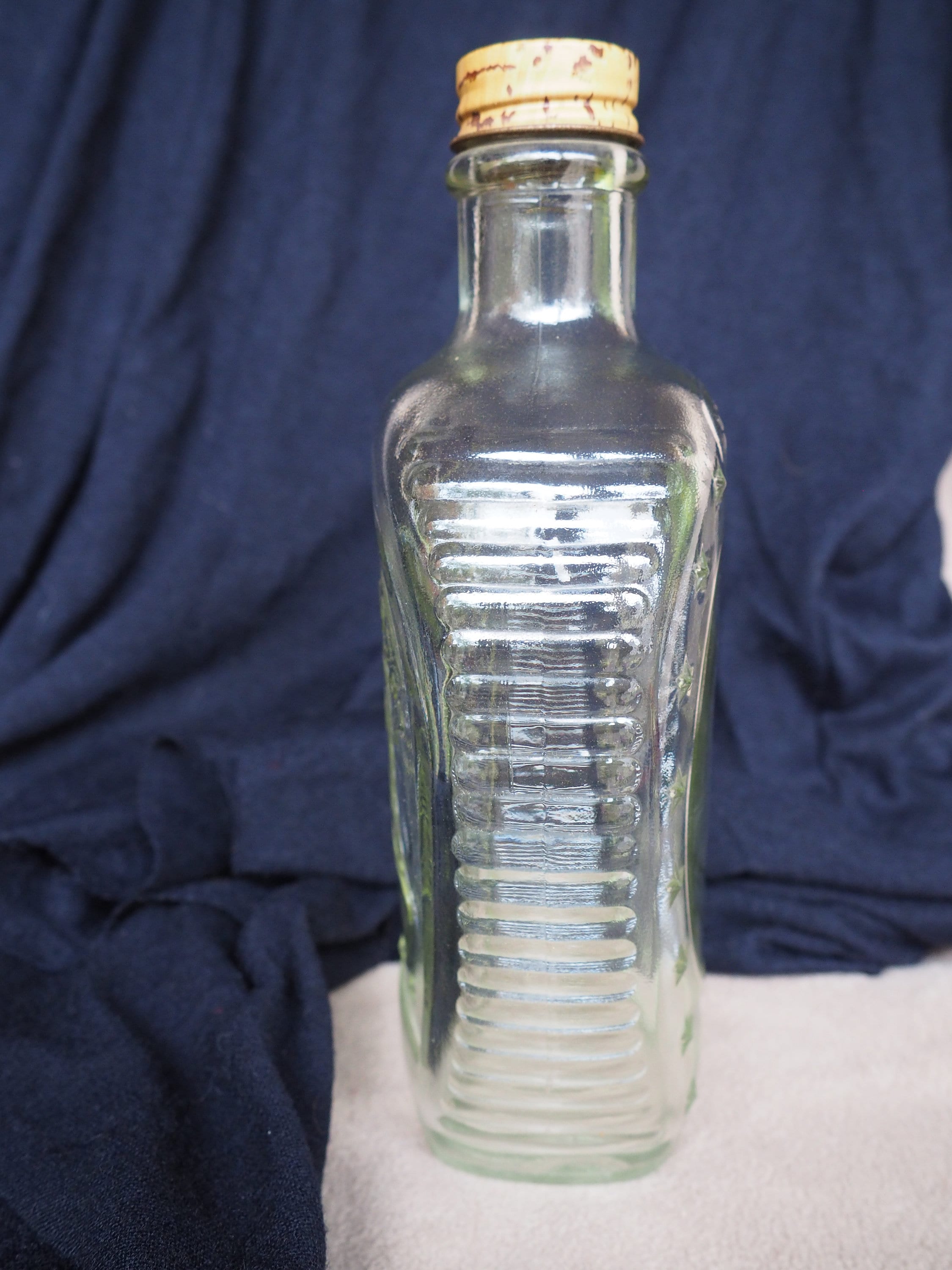 Vintage Log Cabin Syrup Bottle, Bicentennial Embossed Design, 1776-1976 ...