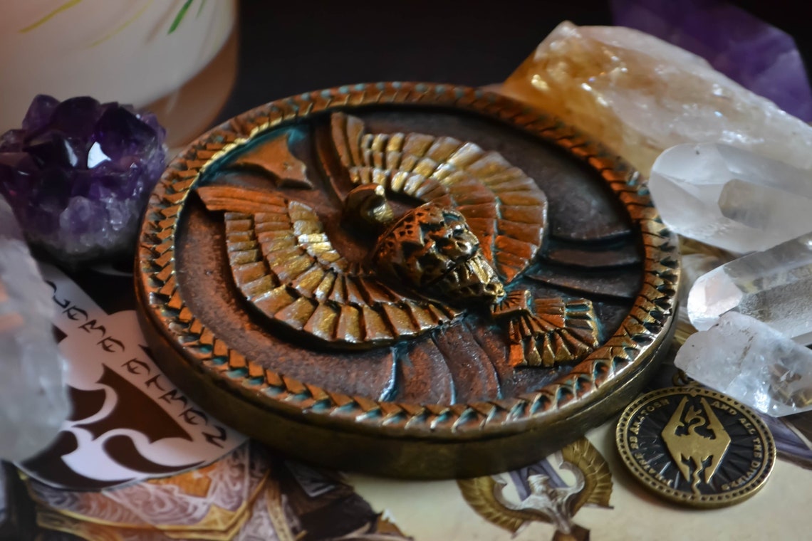 Hand Sculpted Dominion Eagle Sigil Stand | the Ancient Scrolls Online ...