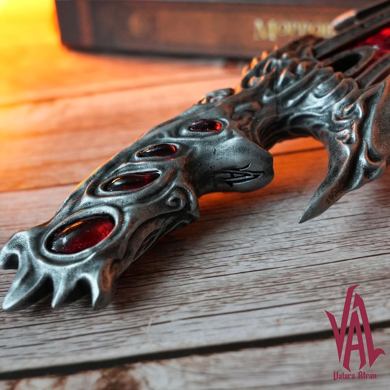 Daedric Dagger Based on Scrolls III - Etsy
