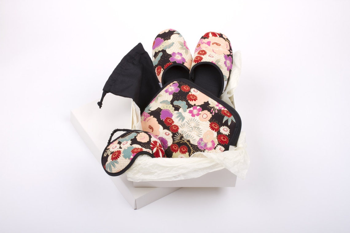 Elegant Kimono Slippers in a Bag Japanese Kimono Travel - Etsy