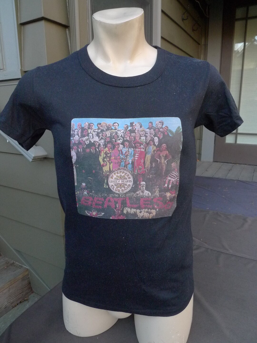 1980s Beatles Sgt. Pepper Single Stitch Shirt (C) Licensed Roach '82 ...