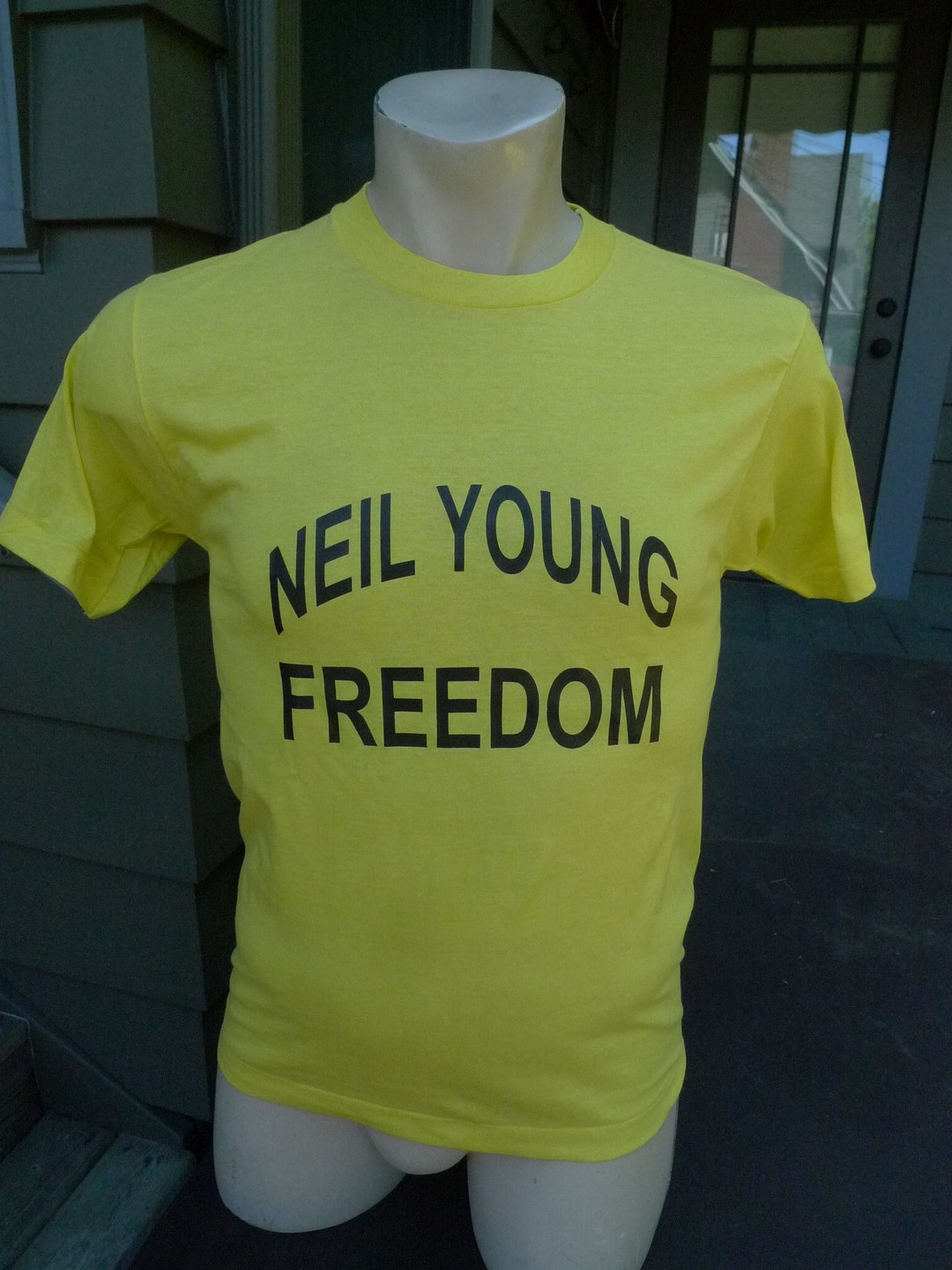1988 Neil Young Single Stitch Shirt (C) Roach '89 * Men's S (38) - Etsy