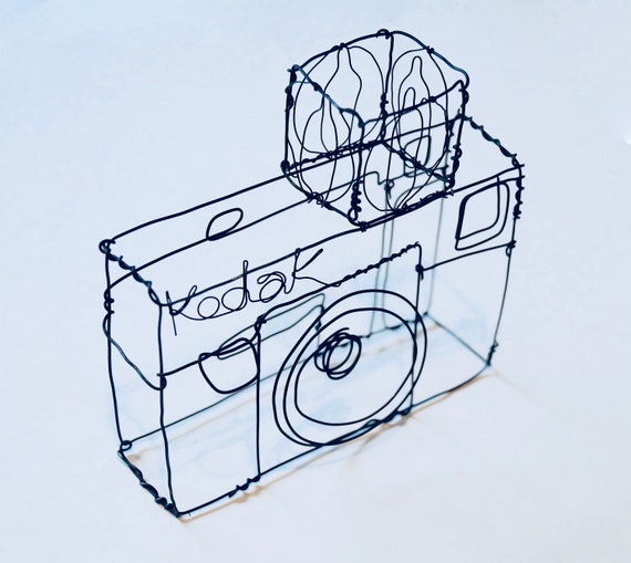 Wire Sculpture of Retro Camera Gift for Photographer | Etsy UK