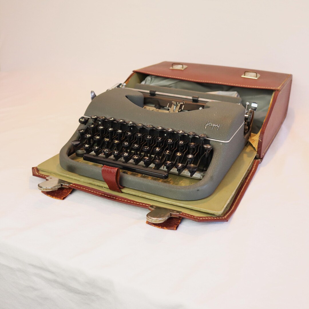 JAPY P68-french Mid-century Travel Typewriter With Leather Travel Bag-50s - Etsy