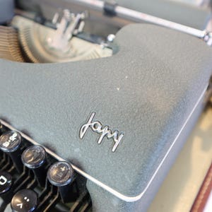 JAPY P68-french Mid-century Travel Typewriter With Leather Travel Bag-50s - Etsy