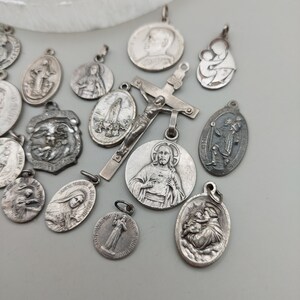 Mixed Lot of Vintage Catholic Medals • Religious Medallions ...