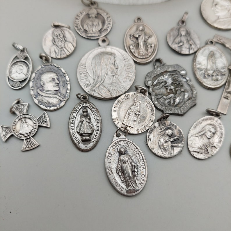 Mixed Lot of Vintage Catholic Medals • Religious Medallions ...