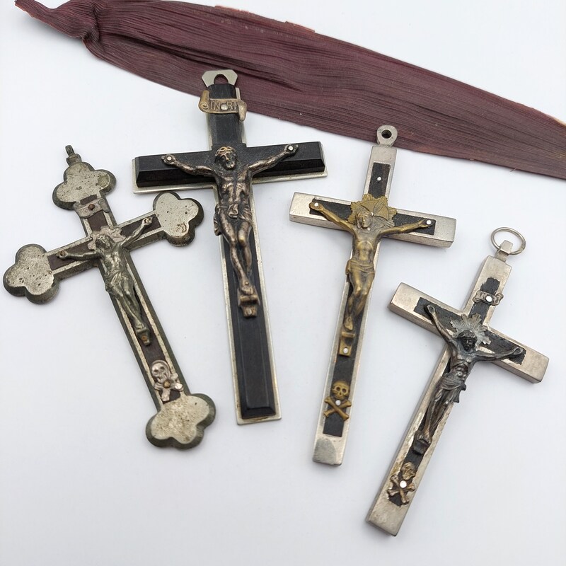 Black Crucifix - Etsy