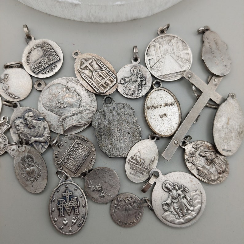 Mixed Lot of Vintage Catholic Medals • Religious Medallions ...