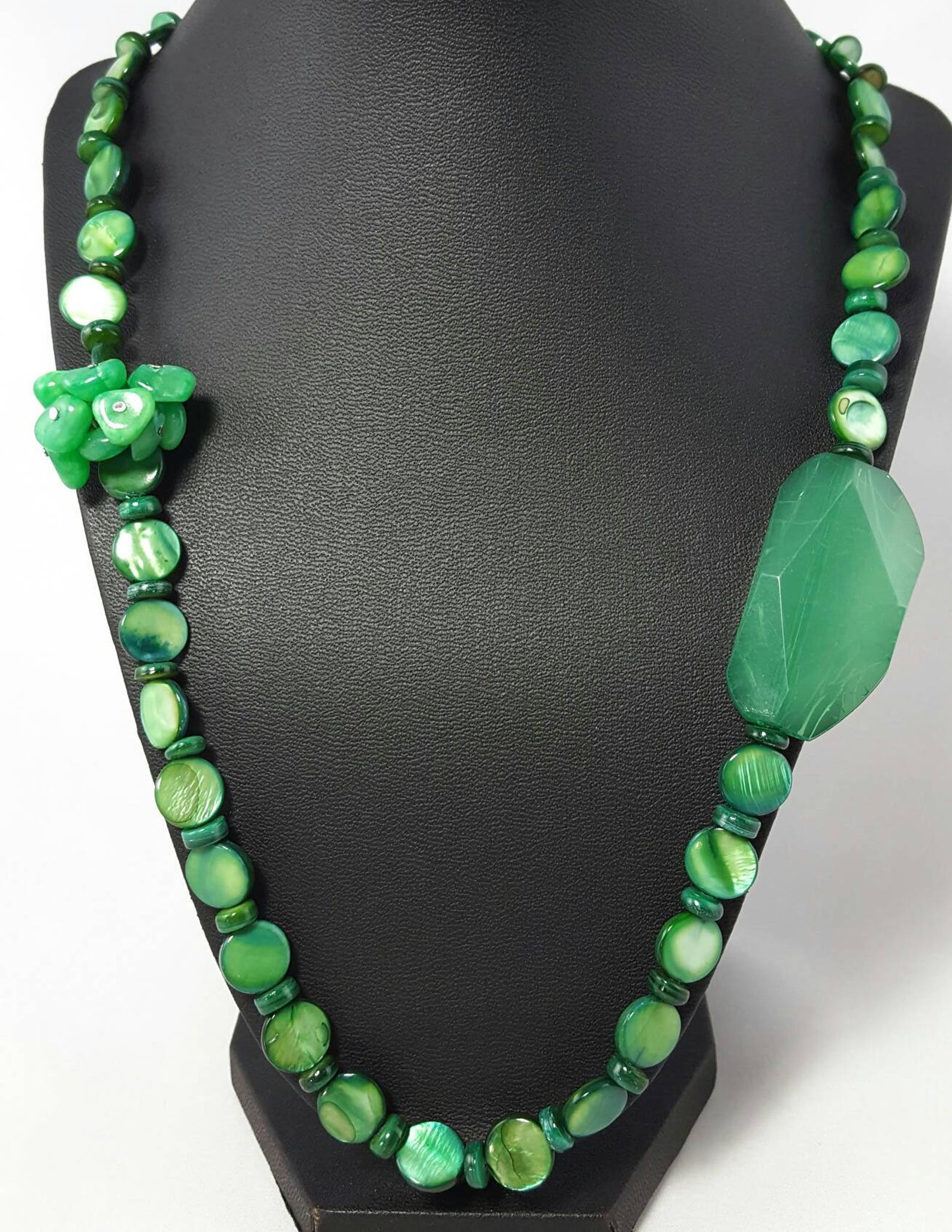 Green Shell Beaded Long Necklace Asymmetric Vintage Style Jewelry ...