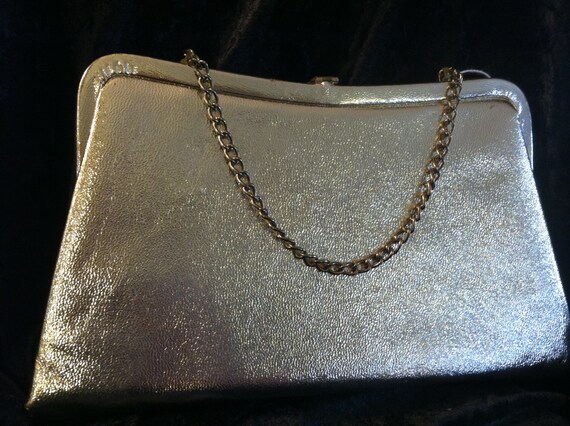 Beautiful pale gold purse perfect for a prom or weddi… - Gem