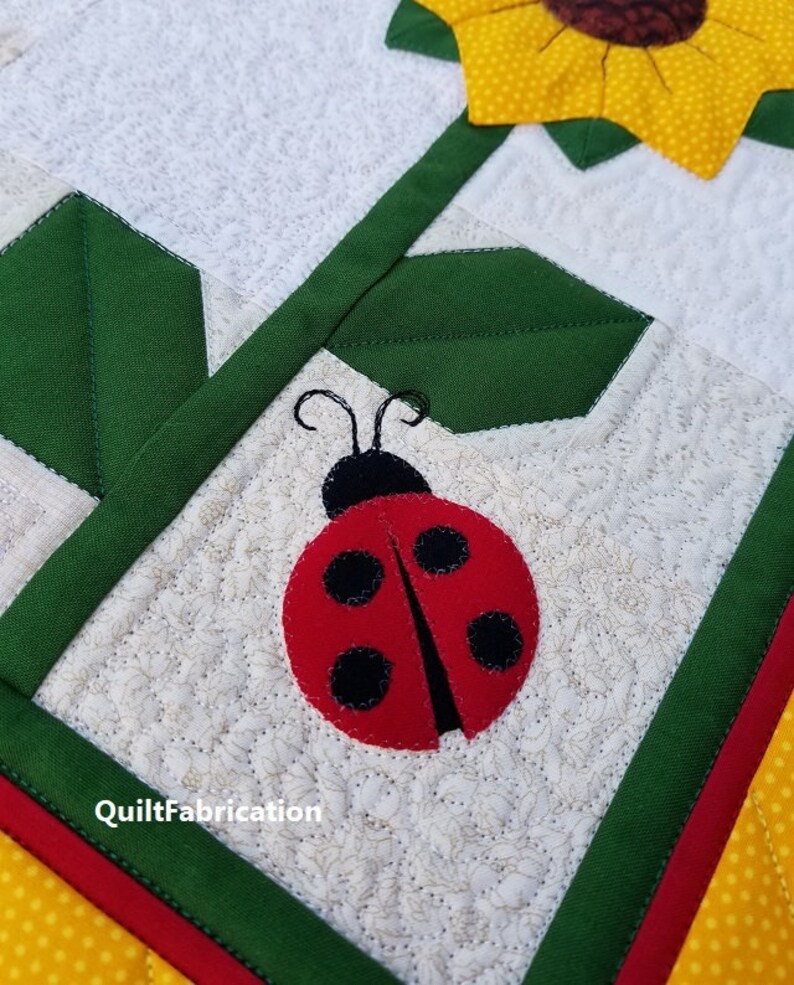 Sunflower Table Runner, Quilt Pattern, PDF Instant Download, Modern ...