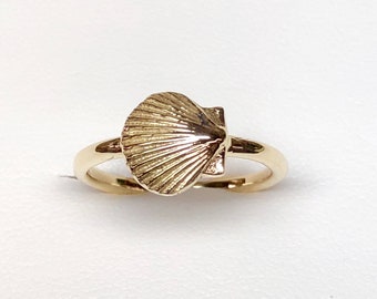 Gold Scallop Ring | Etsy