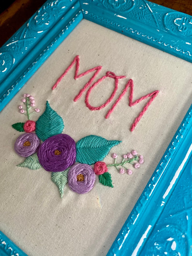 MOM With Roses (embroidery Pattern) - Instant Download - Etsy