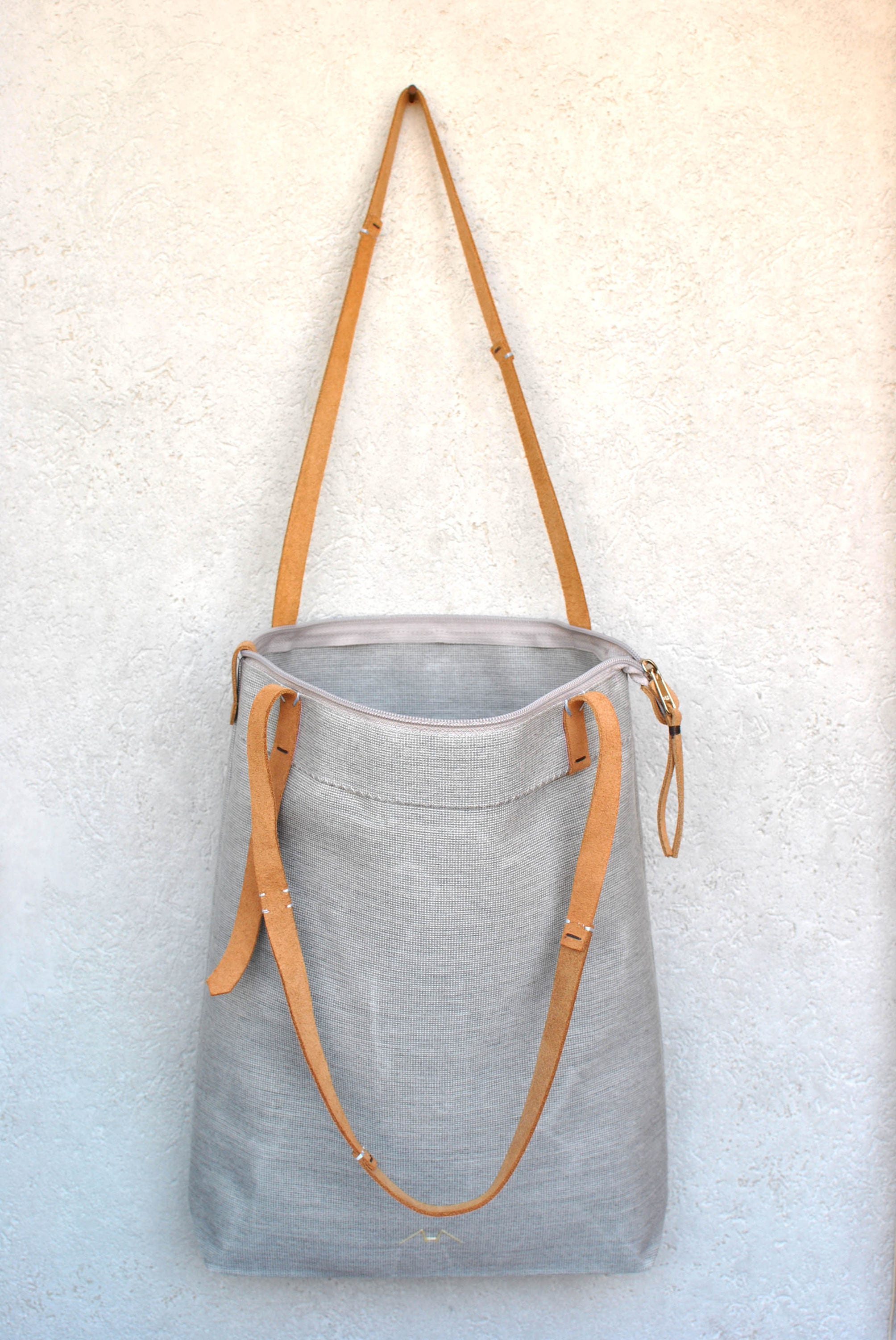 Daybag, Waterproof Tote Bag, Simple Crossbody Bag, Concealed Carry Bag ...