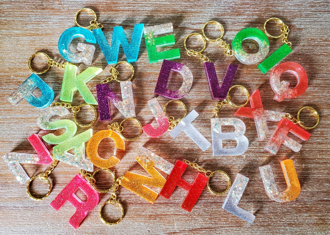 Colorful Glitter Resin Initial Keychains - Personalized Gifts - Etsy