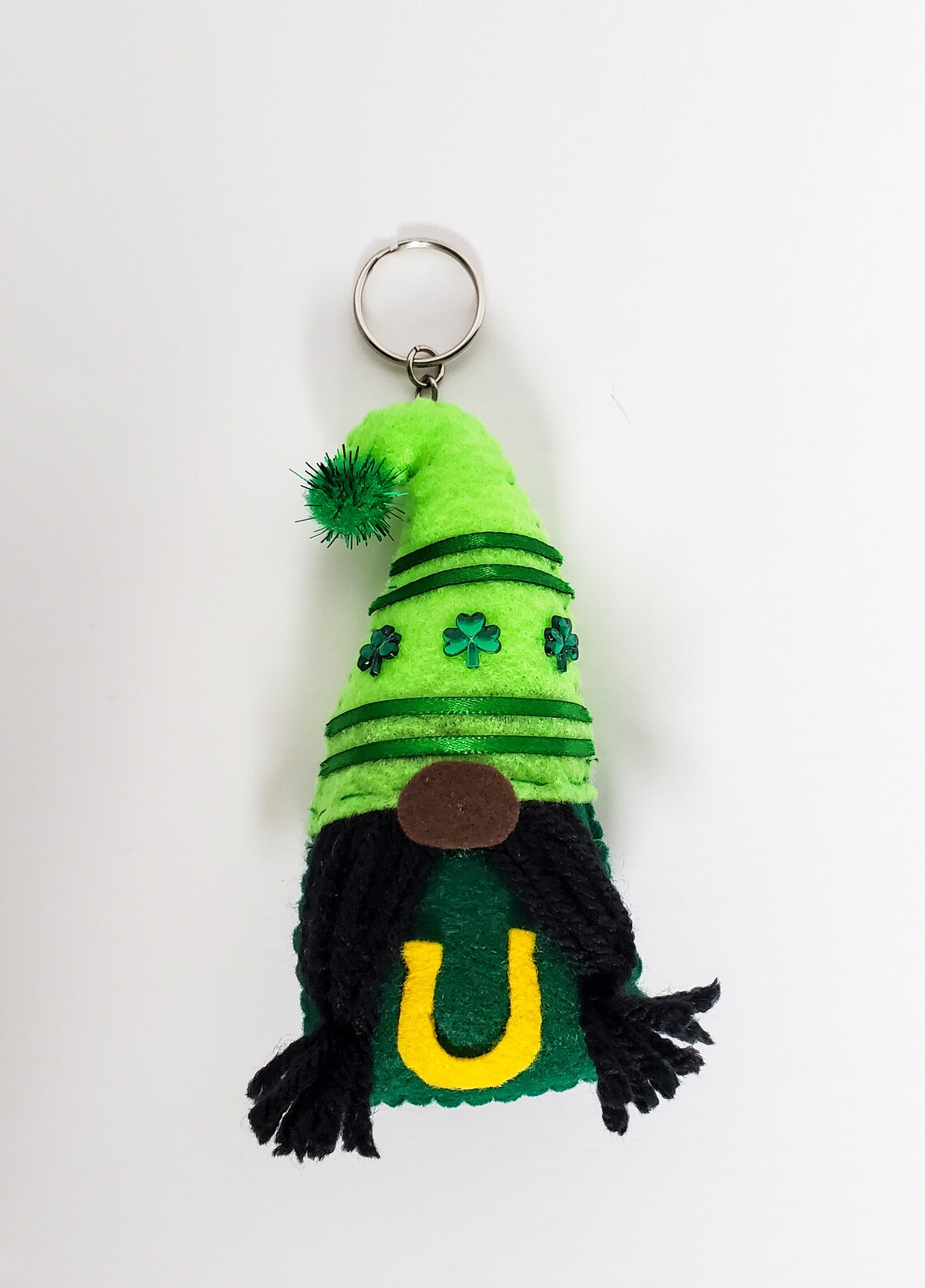 St. Patrick's Day Gnome Felt Keychains - Etsy