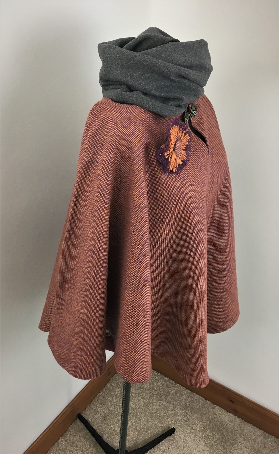 Poncho aus britischer Wolle. Tweed Stoff. Normaler Größe - Etsy