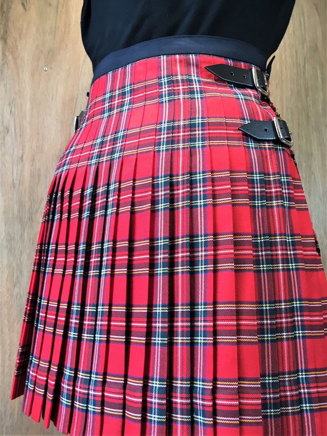 LADIES Kilt, Quality Pleated Skirt With Straps.different Tartans ...