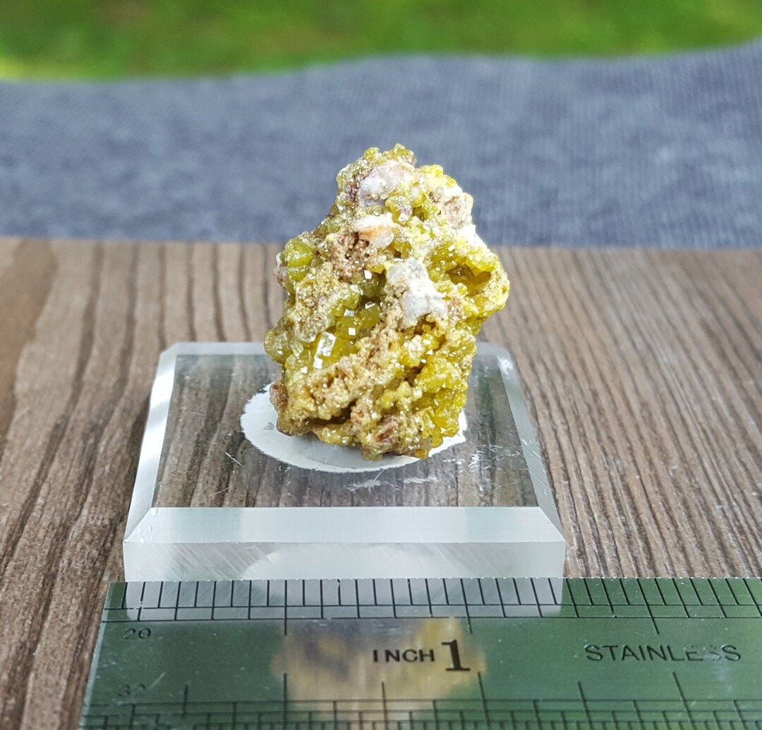 Pyromorphite Mineral Specimen - Natural Neon Pyromorphite Crystal - Etsy