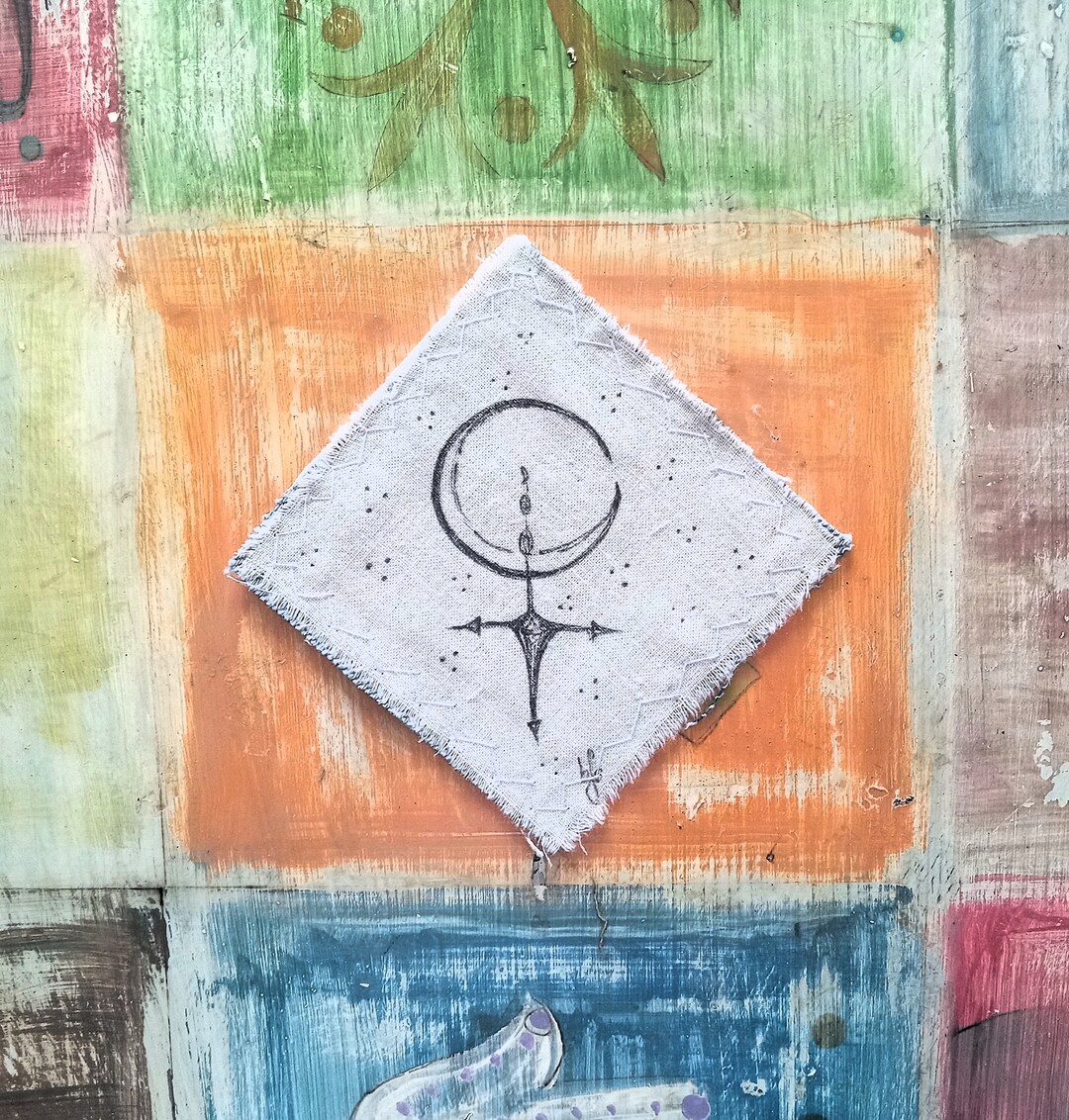 Lilith Symbol Sew on Patch , Hand Drawn Symbol of Female Power ...