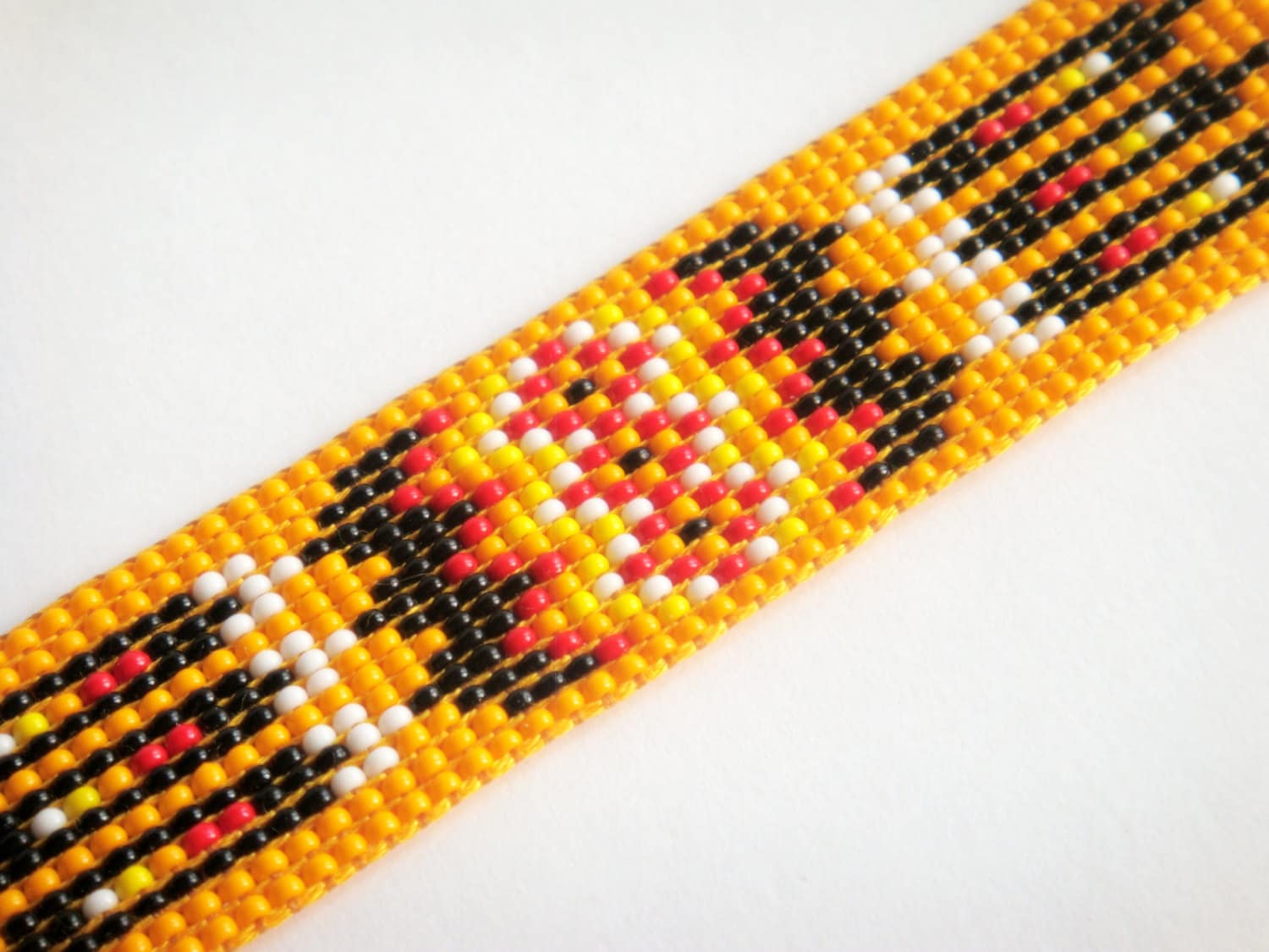 Native American Style Seed Bead Bracelet - Etsy