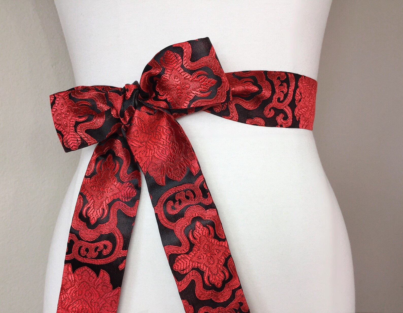 Red & Black Chinese Brocade Sash Red Sash in Satin Brocade | Etsy