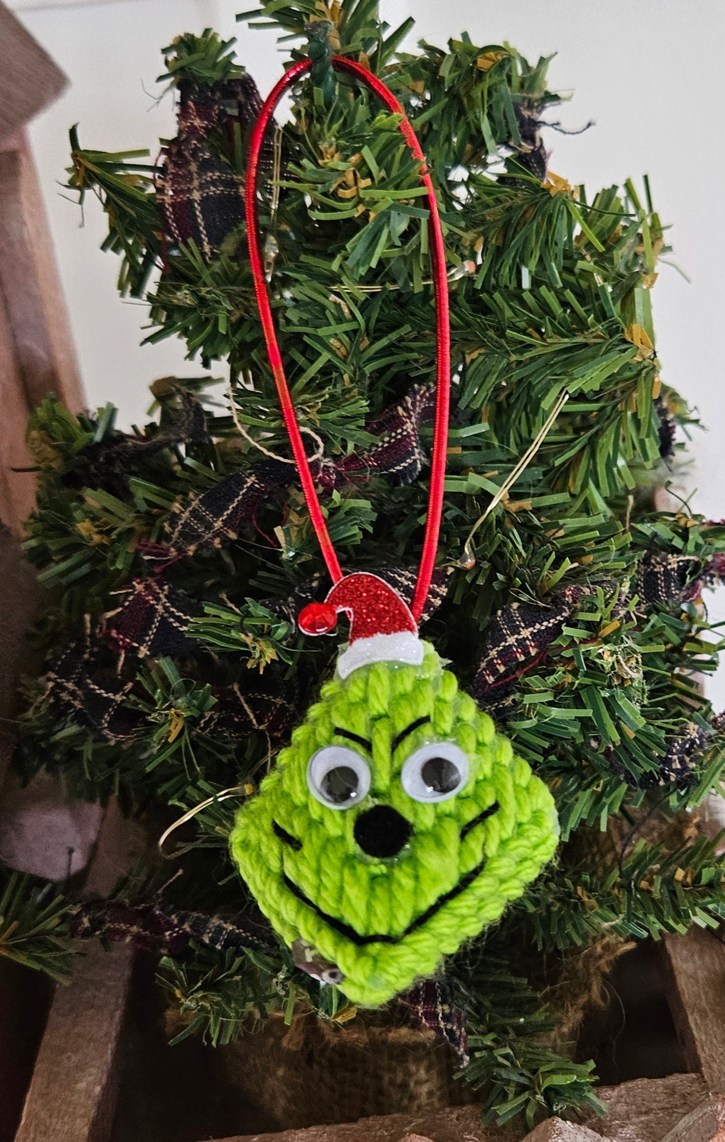 Grinch Squeeze My Cheeks Christmas for a Kiss Ornament. Santa - Etsy