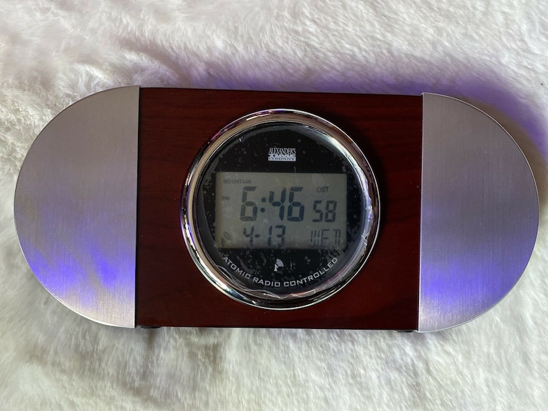 Atomic Radio Controlled Digital Desk Clock Woodgrain Silver Battery ...