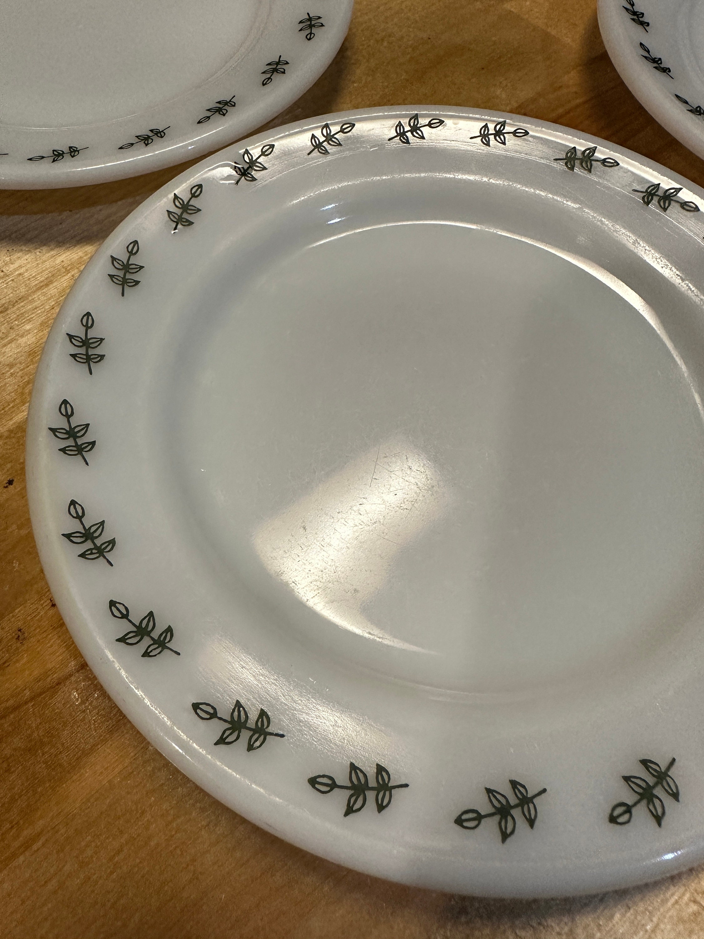 Vintage Corning Pyrex White Milk Glass Green Leaf Tulip Bread and ...