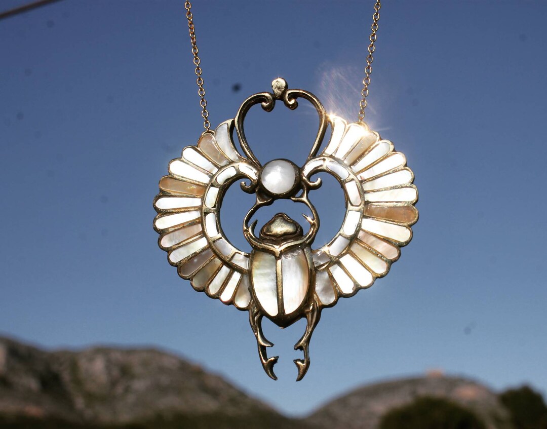 ASWAN White Shell Inlayed Egyptian Scarab Necklace, Winged Scarab ...