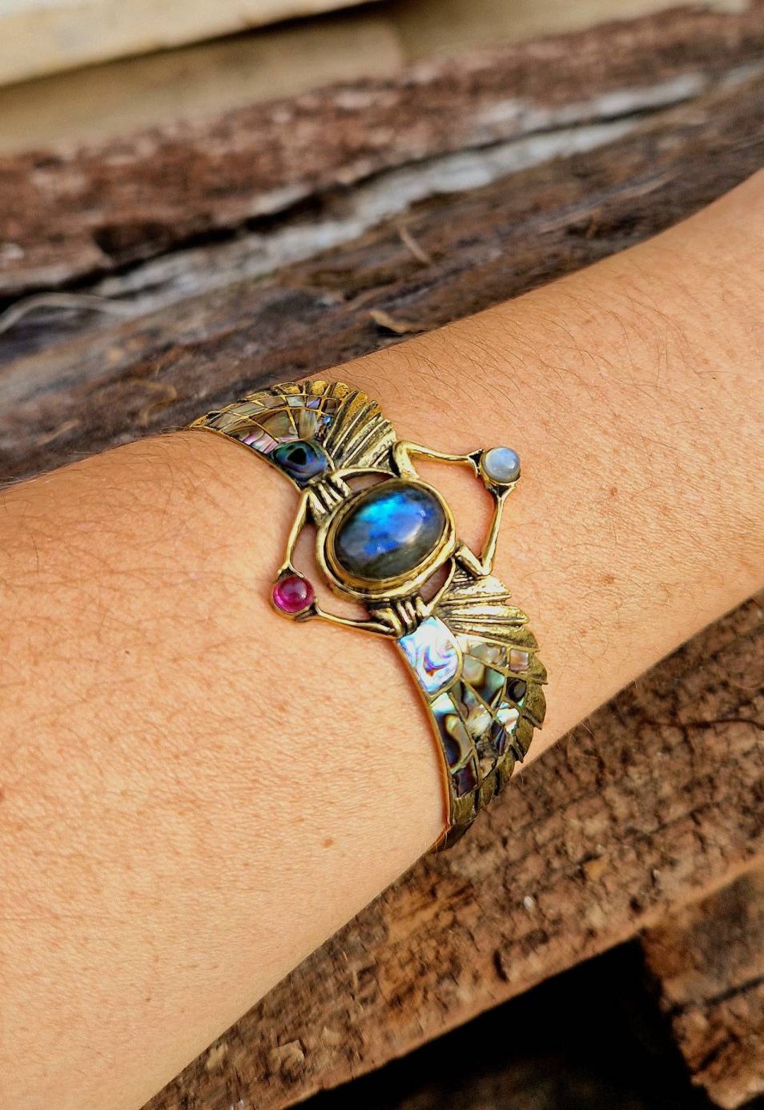 TUTANKHAMUN Revival Bracelet, Abalone Inlayed Winged Egyptian Scarab ...