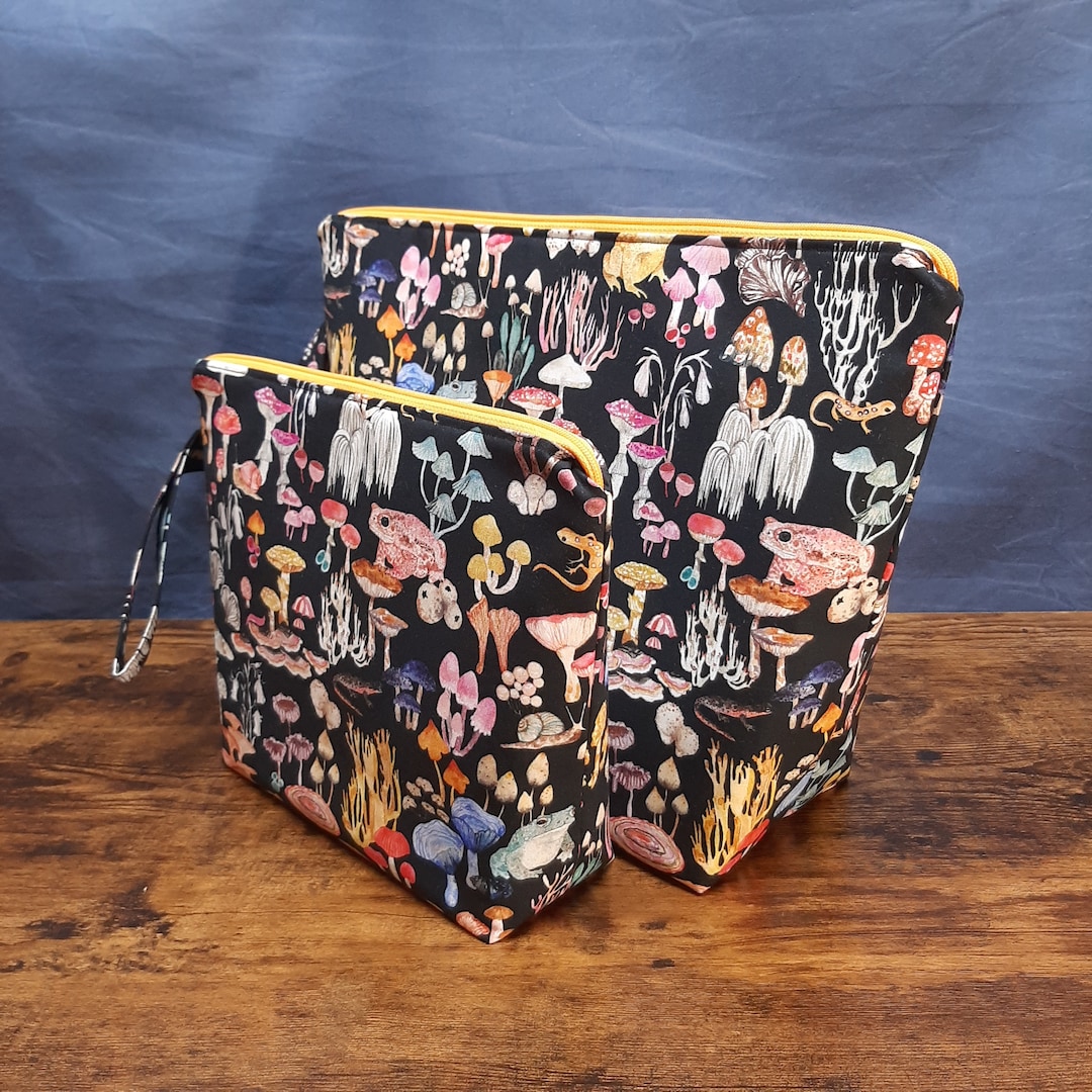 MTO Toads and Shrooms Project Bag - 1-2 Skein or 5-7 Skein Project Bag ...