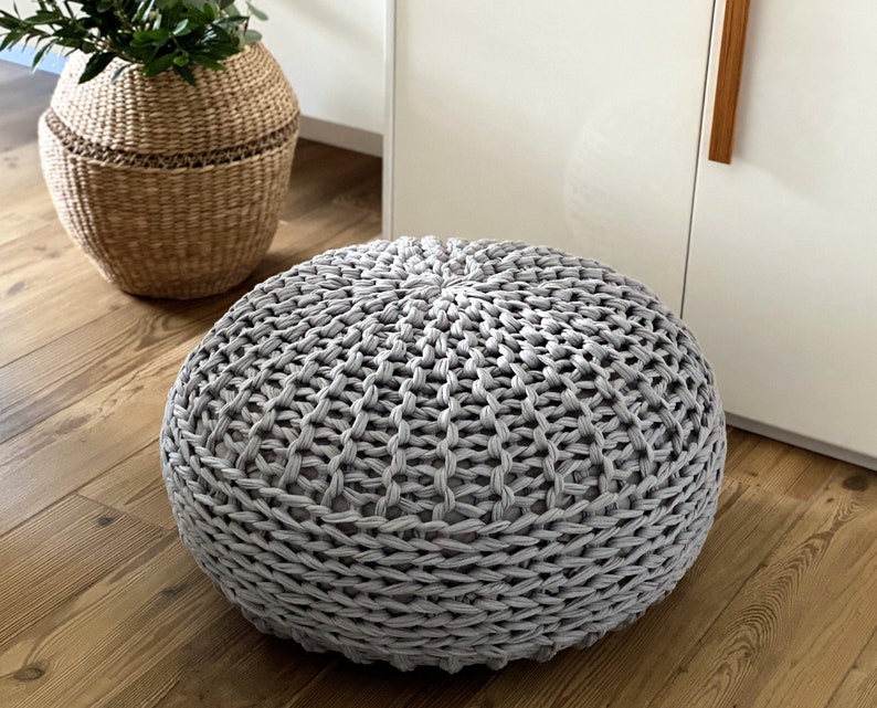 KNITTING PATTERN Super Chunky T-shirt Yarn Knitted Pouf | Etsy