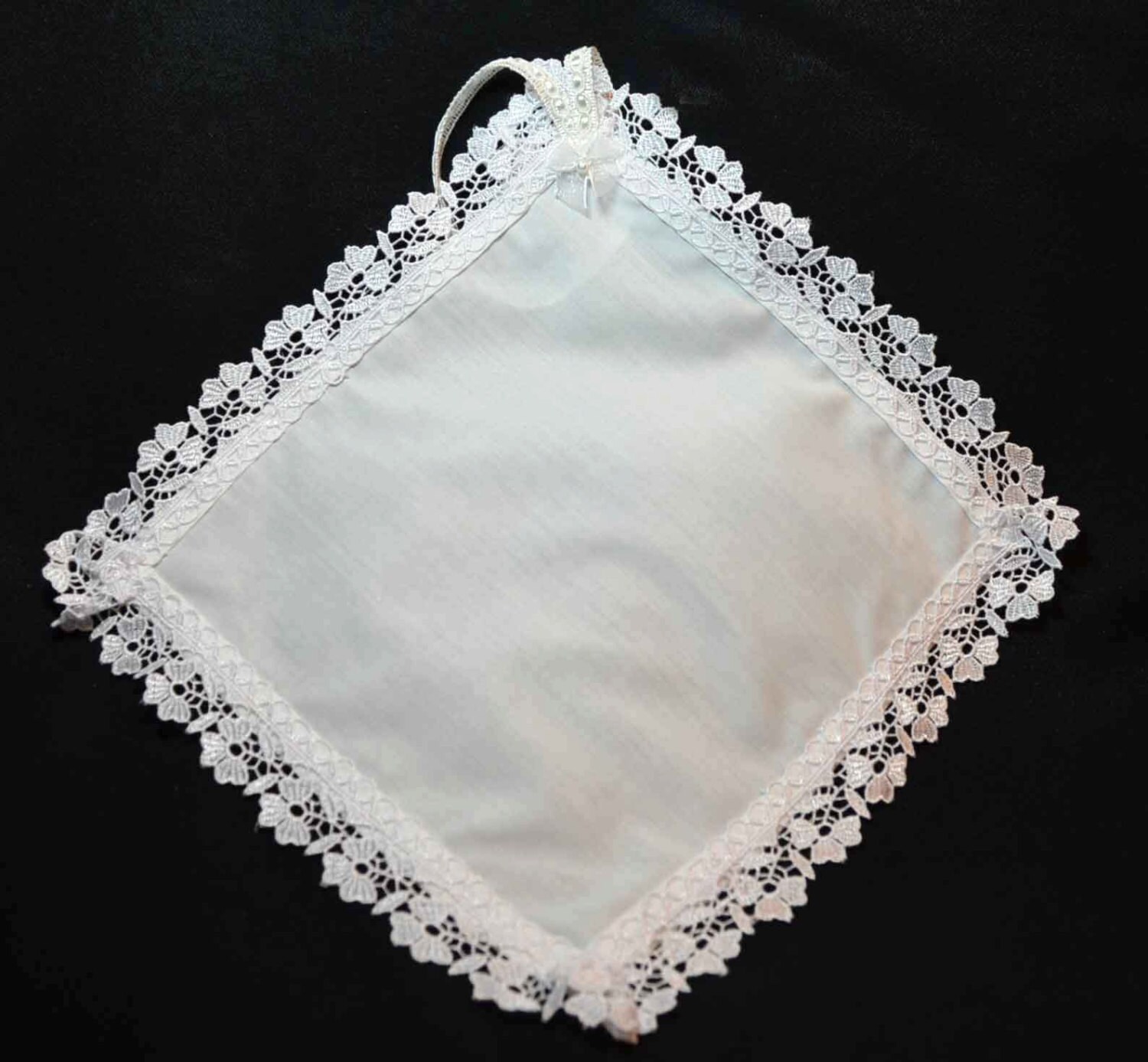 Beautiful Lace Trimmed Handkerchief, Bridal Handkerchief - Etsy