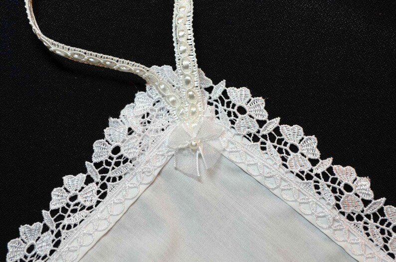 Beautiful Lace Trimmed Handkerchief, Bridal Handkerchief - Etsy