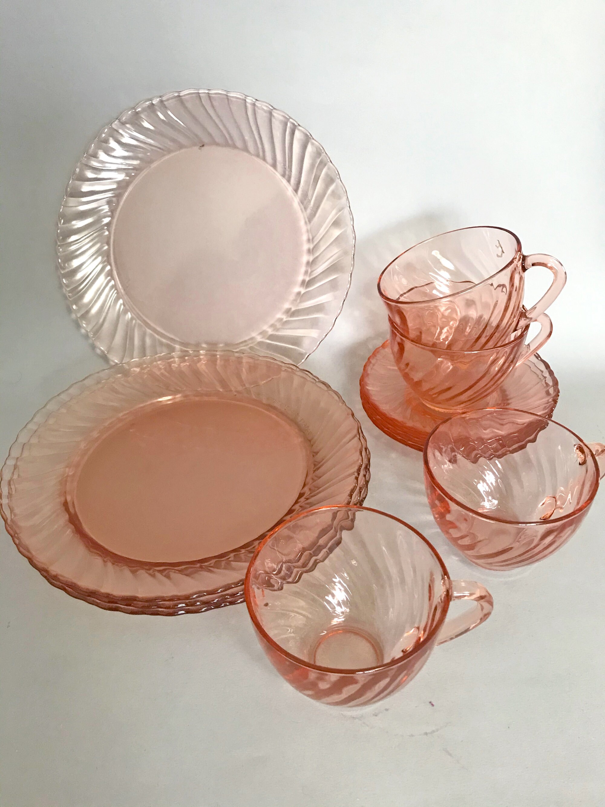 Arcoroc Rosaline Glass Dinnerware Pieces Pink Swirl Plate Cups Saucer 8 ...