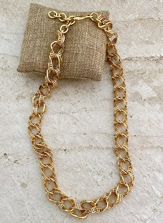 Monet Chunky Twisted Open Link Chain Necklace, Collar… - Gem
