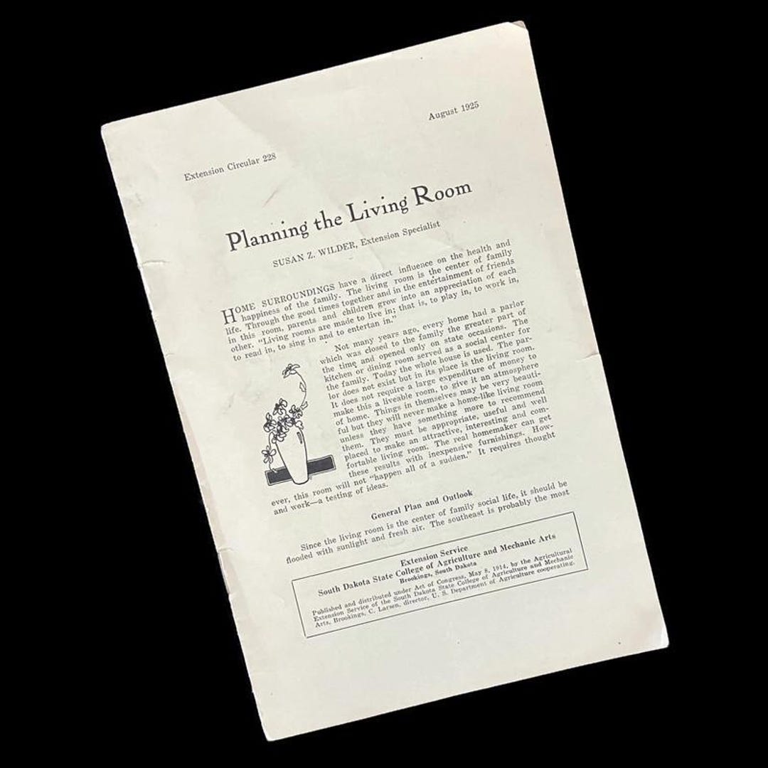 1925 Home Decorating Guide | Art Deco Living Room Design Booklet ...