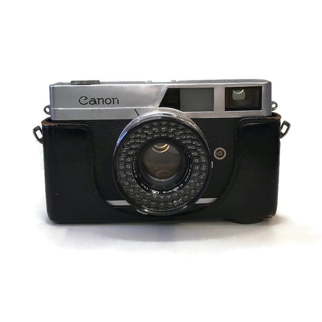 Vintage Canon Canonet Rangefinder Camera: 45mm F/1.9 Lens, Original ...