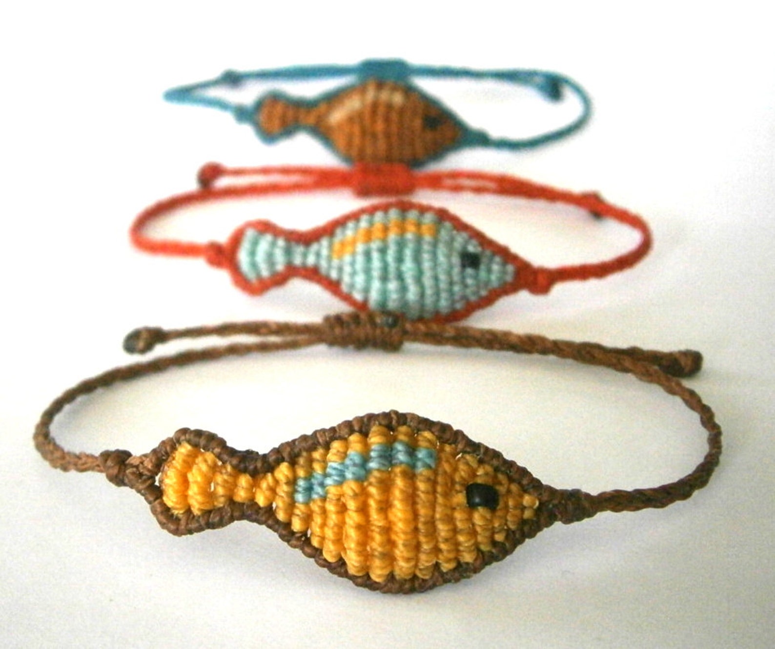 Macrame Fish Bracelet/summer Bracelet/friendship Bracelet/surf Bracelet ...