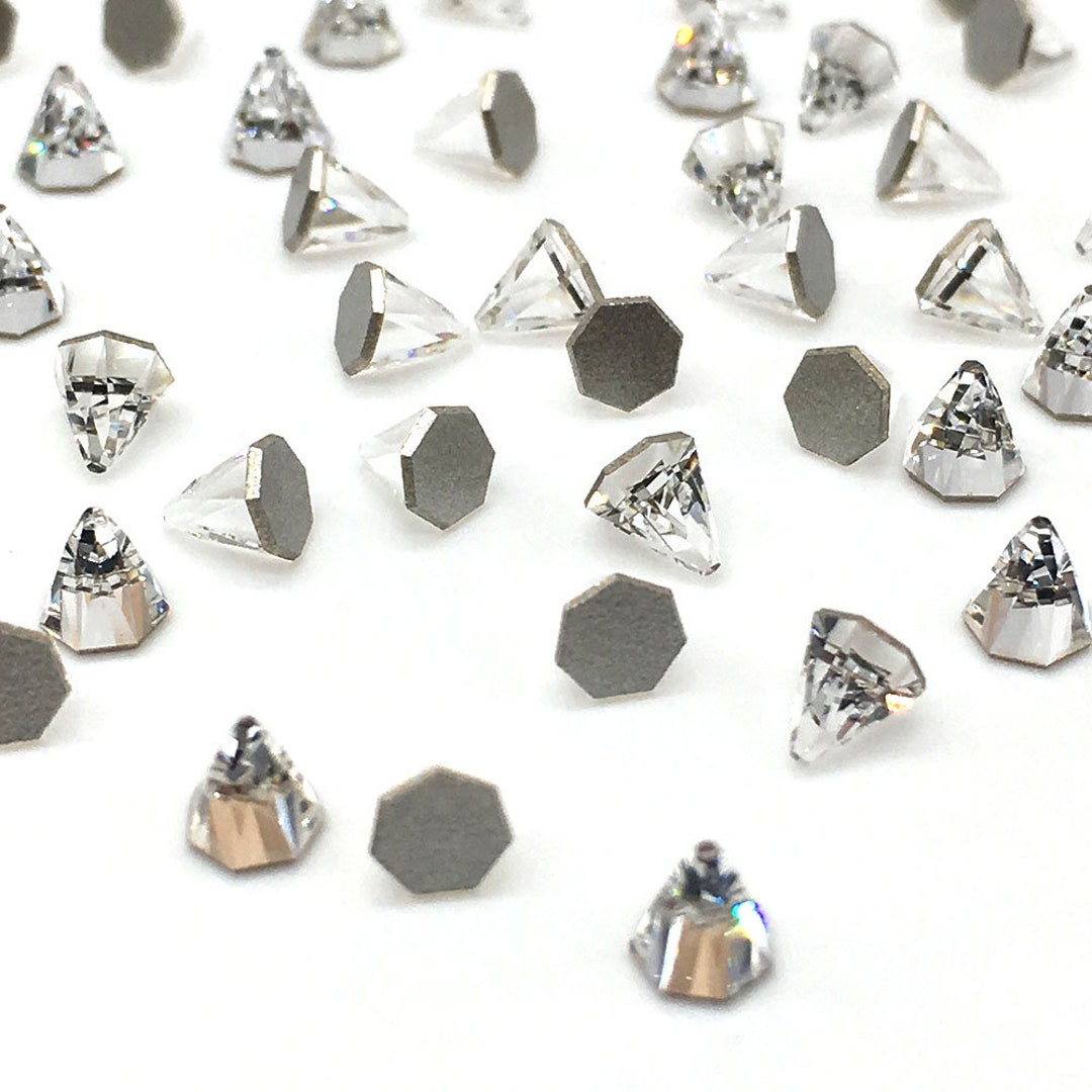 8 Pcs - Swarovski 2019 Round Spike Crystal Flatback 4mm X 4mm ...
