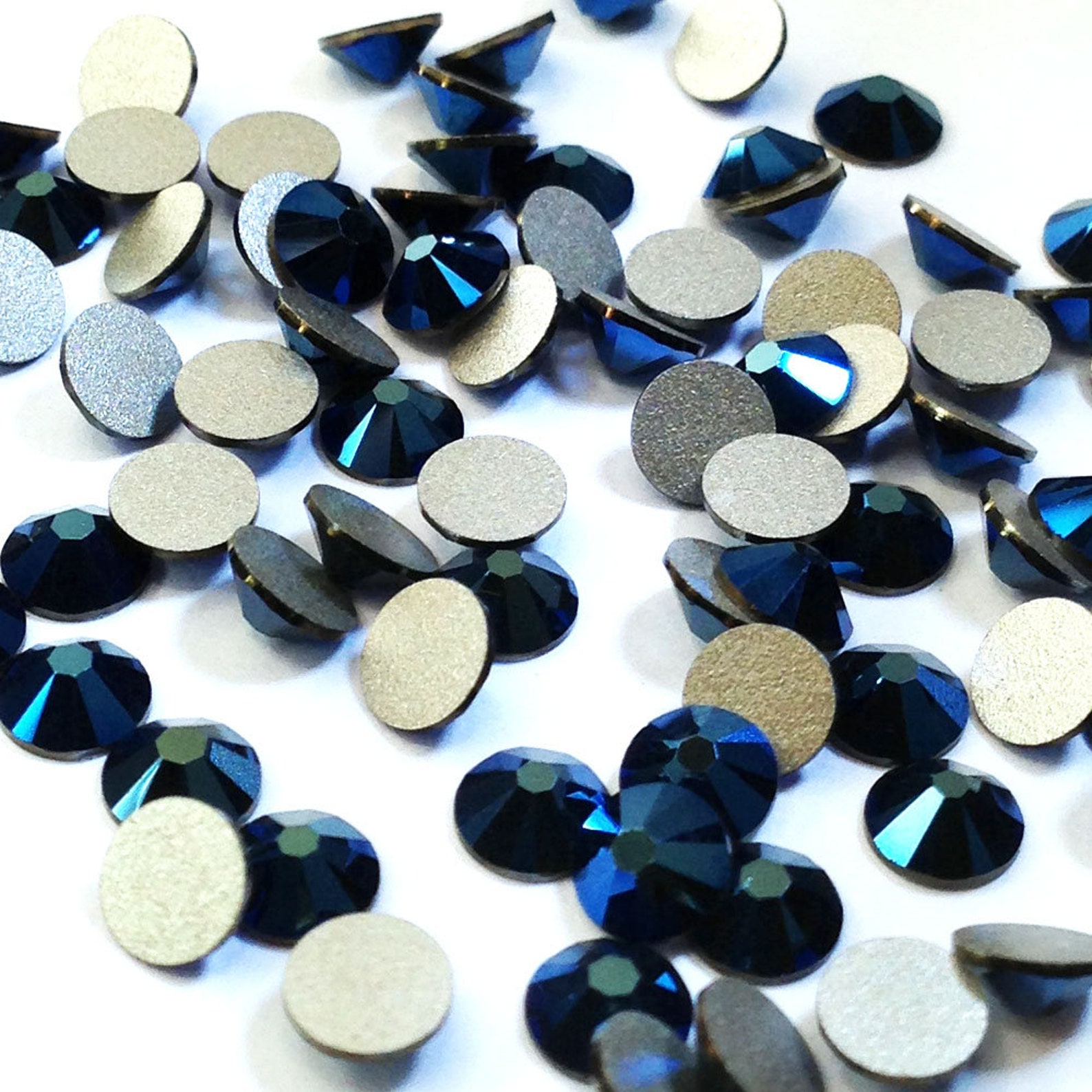 Crystal Metallic Blue (001 METBL) Swarovski 2058 Flatbacks No-hotfix ...