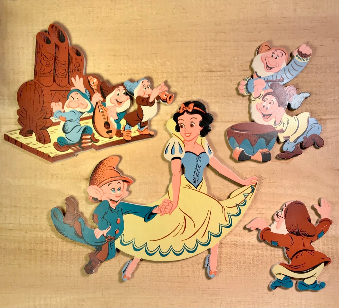 Vintage Disney pin-ups Snow White & 7 Dwarves Set of 4 Pieces - Etsy