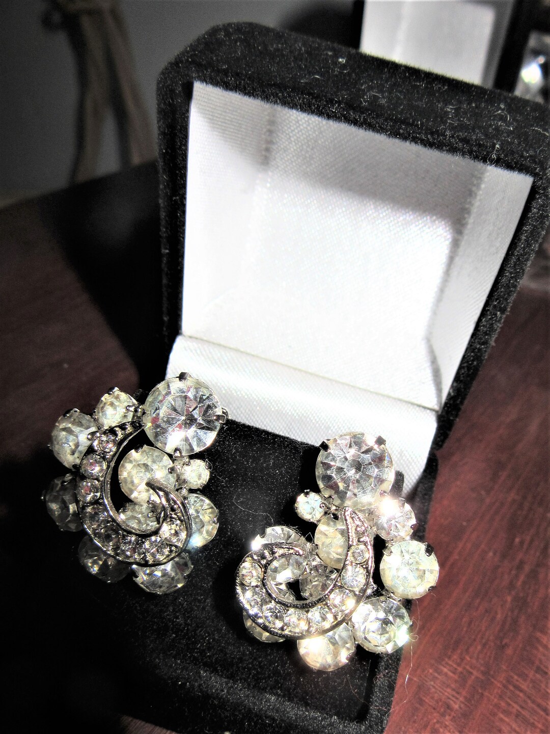 Vintage Crystal Clip Earrings 1" Long Swirl Clunky Holiday Wedding ...