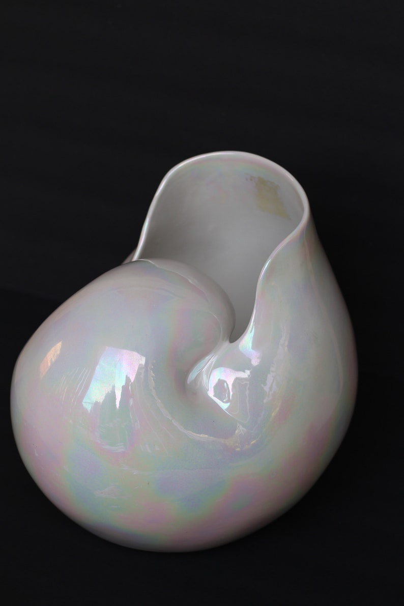 Italian Pearl Ceramic Nautilus Shell Centrepiece Sculpture / | Etsy