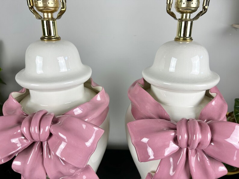 A Pair of Ceramic Ribbon Bow Table Lamps / Ginger Jar Ribbon - Etsy