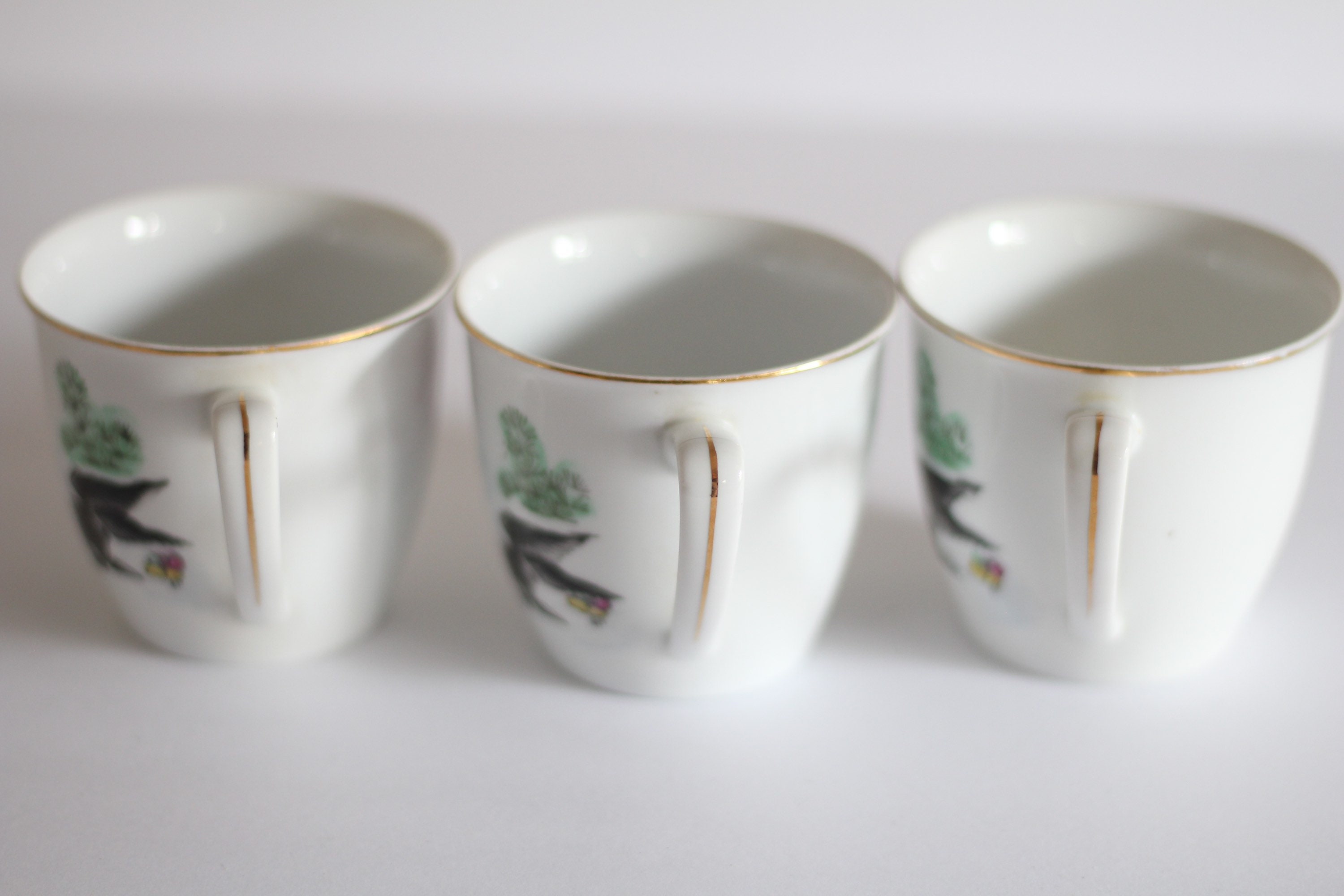 Vintage Chinese Koi Tea Cups / Chinoiserie Porcelain Fish | Etsy