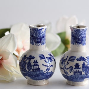 Beautiful Vintage Asian Pitcher / Asian White and Blue Pitcher ...