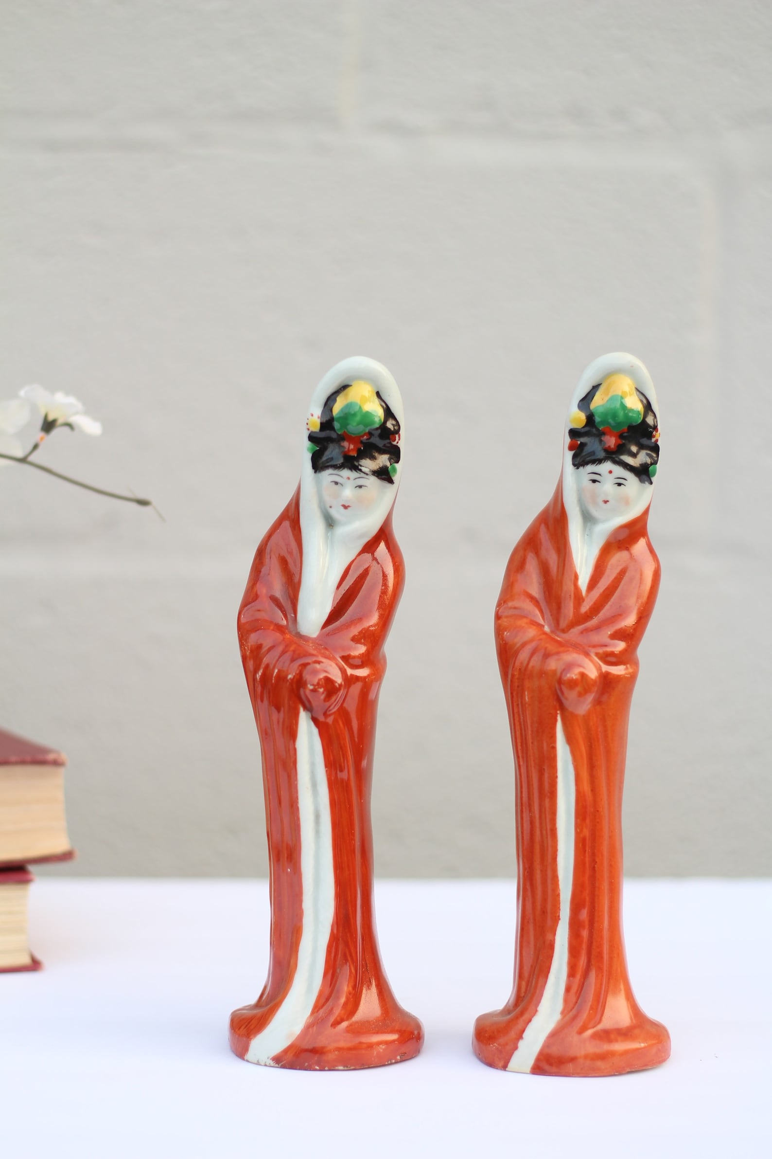 A Pair of Chinese Women Statues / Chinese Porcelain Statue / Vintage ...
